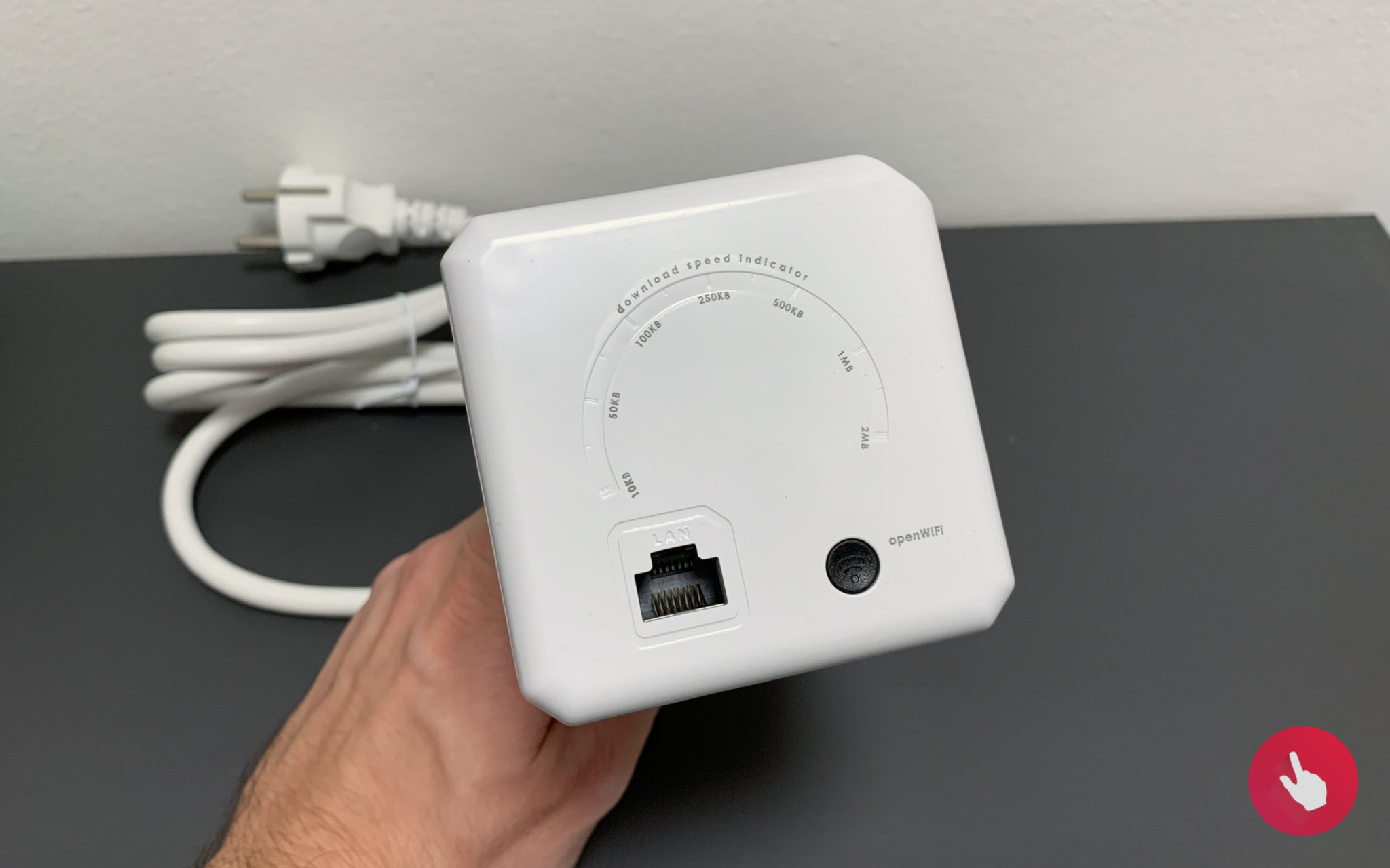 Test nových PowerCube s bezdrátovým nabíjením nebo WiFi [recenze ...